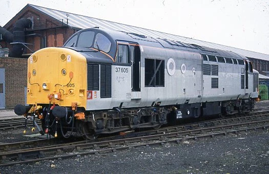 ORIGINAL 35MM COLOUR slide of 37605 EPS class 37 diesel loco £1.99 ...