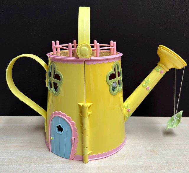 FIFI & THE Flowertots Forget Me Not Cottage Watering Can + Figures ...