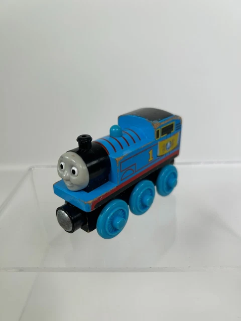 THOMAS THE TANK Royal Crest Figure Thomas and Friends 2012 Mattel £11. ...