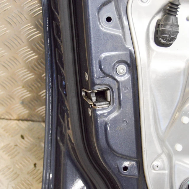 MERCEDES-BENZ W212 AVANT à Gauche Porte LHD A2127200105 2010 EUR 217,82 ...