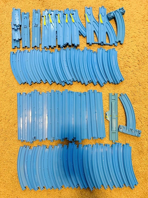 THOMAS THE TANK Engine Train Trackmaster TOMY 85 Blue Track Lot Curve ...