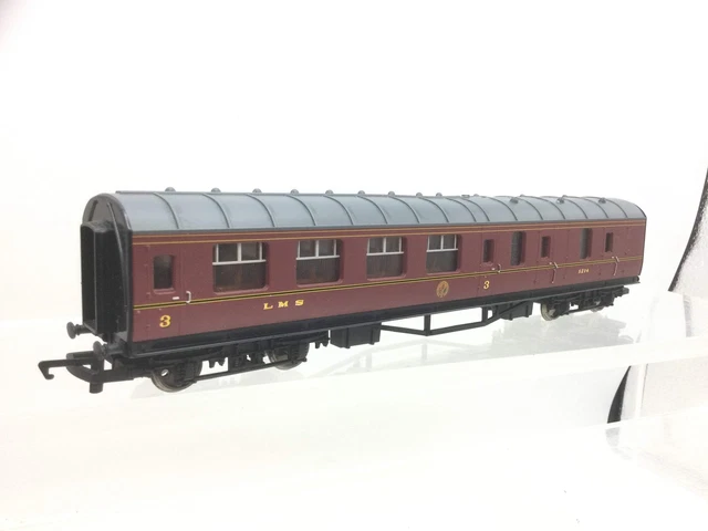 HORNBY R4129B OO Gauge LMS Stanier Brake Coach 5214 £15.00 - PicClick UK