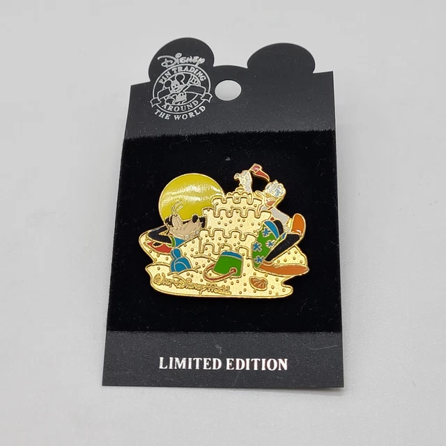 RARE COLLECTIBLE LIMITED Edition Disney Trading Pin Goofy Donald Sand ...