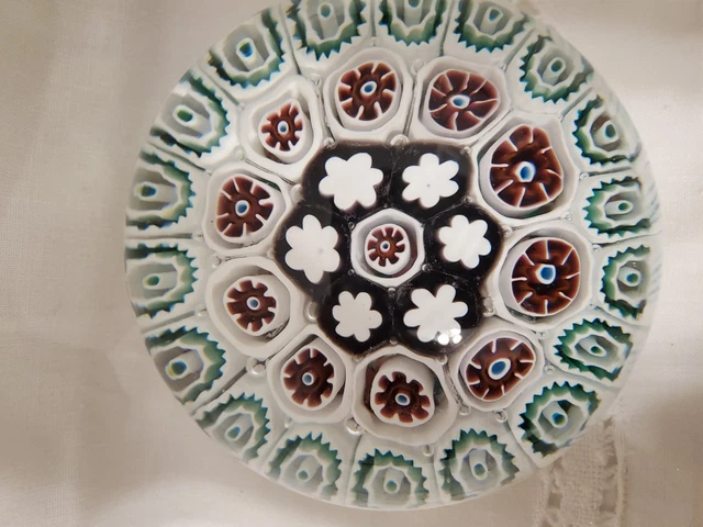 BEAUTIFUL! VINTAGE Millefiori Art Glass Paperweight - unsigned $48.00 ...