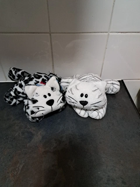 TESCO CHILLY AND Friends Chester And The Snowcat Soft Toy Small 6" £4. ...