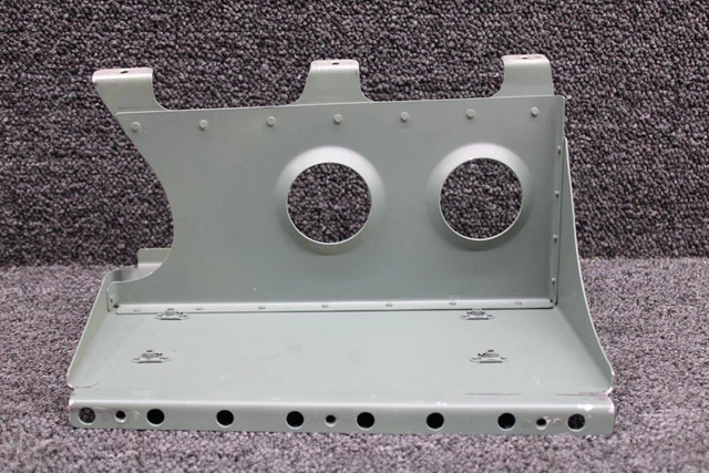 CESSNA 182Q FUSELAGE Bracket Assembly Aft LH £132.13 - PicClick UK