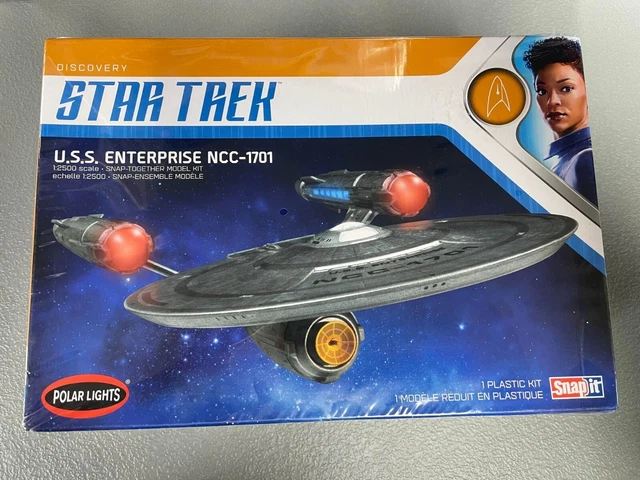 STAR TREK U.S.S Enterprise NCC-1701 Constitution-Class Starship Model ...