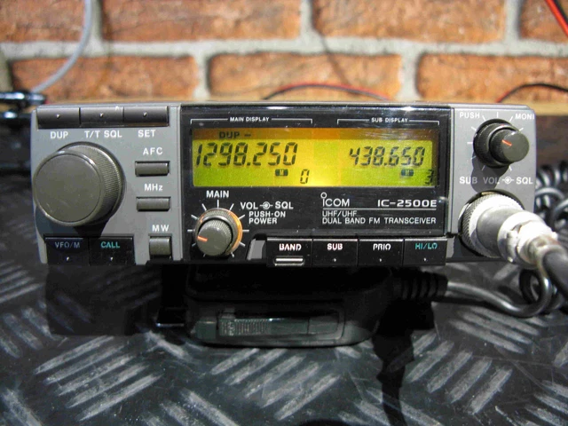 ICOM IC-2500E 70CM/23CM Dualbander EUR 306,00 - PicClick FR