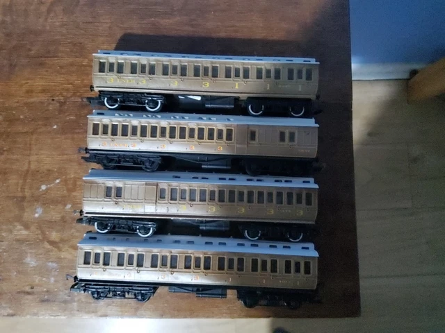 HORNBY/TRIANG LNER CLERESTORY Coaches Teak x4 £40.00 - PicClick UK
