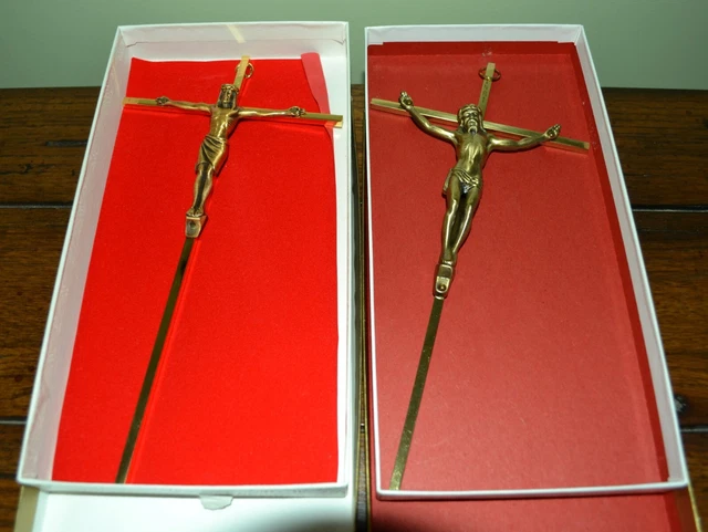 (2) VINTAGE BRONZE BRASS CRUXIFIX JESUS ON CROSS INRI 10" x 5" ORIGINAL ...