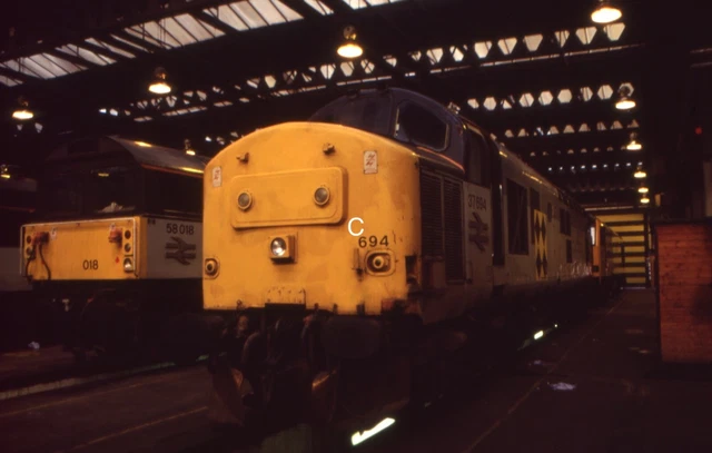 35MM SLIDE BRITISH Railway Br Diesel Class 37 - 37604 At Toton Tmd 06 ...