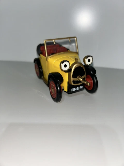GOLDEN BEAR BRUM Wibbly Wobbly Friction Toy Car Ragdoll 2001 WORKING ...