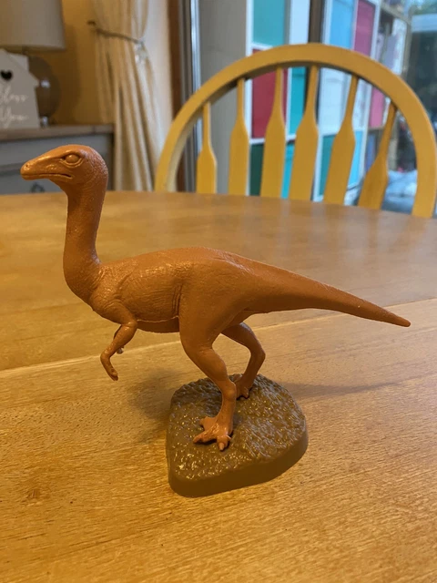 RARE INVICTA PLASTICS Troodon (stenonychosaurus) dinosaur toy £100.00 ...