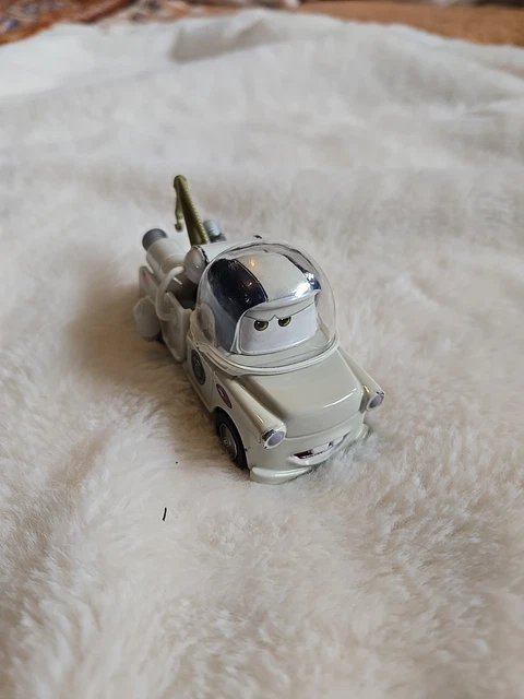 DISNEY PIXAR CARS Mater Diecast Astronaut Mater's Tall Tales Moon Mater ...