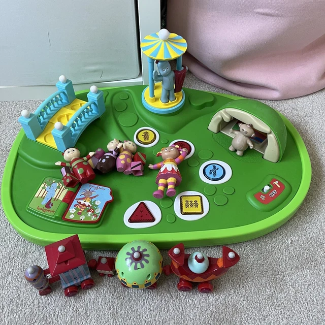IN THE NIGHT Garden Activity Table Top With Iggle Piggle Upsy Daisy ...