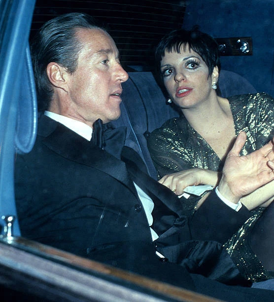 LIZA MINNELLI AND designer Halston in Manhattan. 1974 OLD PHOTO 3 $9.00 ...