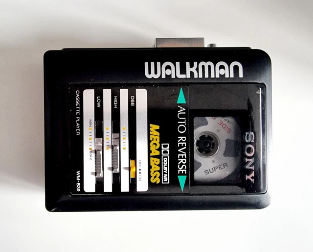 RARE LECTEUR CASSETTE radio Sony Walkman WM-F18 3 bandes égaliseur ...
