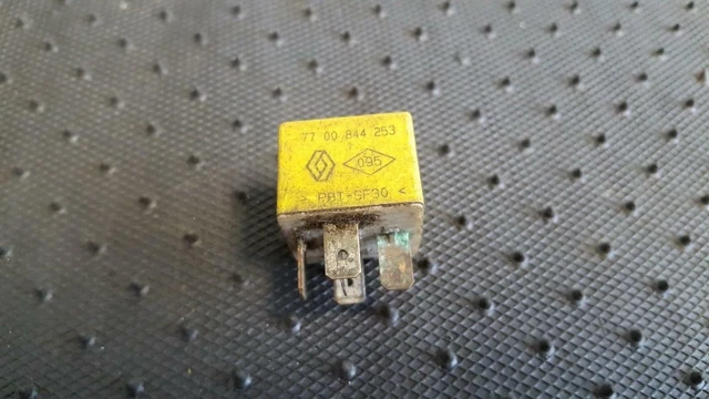 7700844253 12V40A03532 Relay module Renault Scenic 2000 FR257320-09 EUR ...
