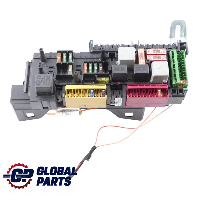 MERCEDES W204 SAM Module de contrôle Boîte à fusibles Relais arrière ...