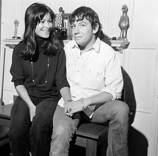 ERIC BURDON, LEAD singer of British rock group The Animals, pictur- Old ...