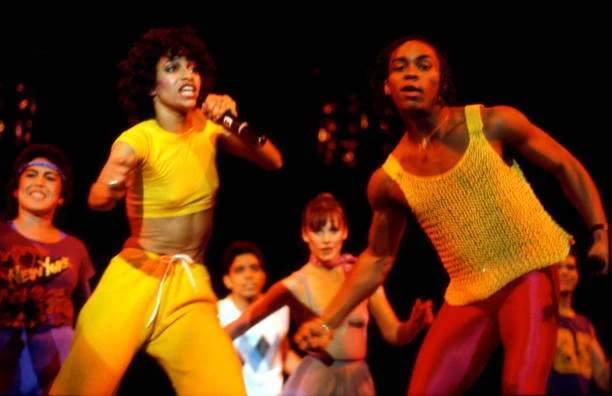 DEBBIE ALLEN, GENE Anthony Ray and cast of Fame perform on stage, - Old ...