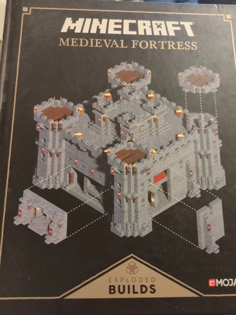 MINECRAFT: EXPLODED BUILDS: Medieval Fortress: An Official Minecraft ...