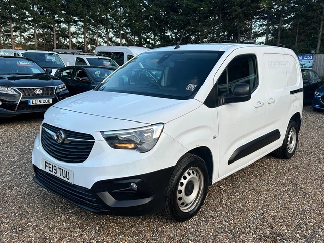 2019 VAUXHALL COMBO 2300 1.5 Turbo D 130ps H1 Edition Van Auto PANEL ...