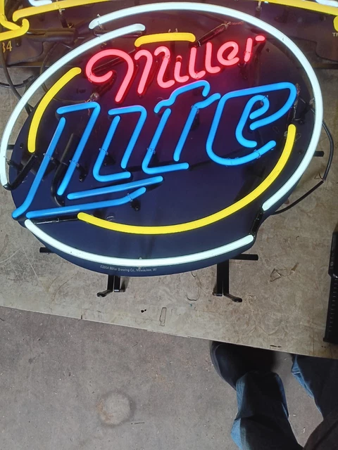 NEON BEER SIGN Parts (Border) Yellow An White Replacement Unit. $79.00 ...