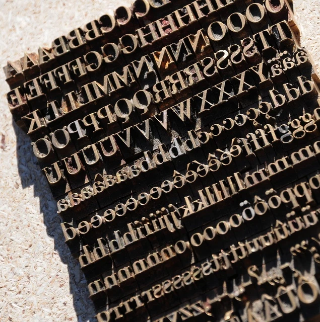 POLICE DE CARACTÈRES à dorer 5 mm fer reliure dorure bronze/laiton ...