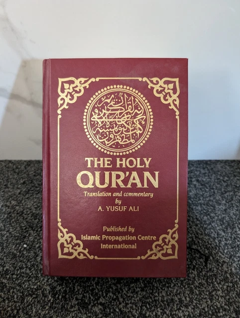 THE HOLY QUR'AN: Arabic Text with English Translation by Abdullah Yusuf ...