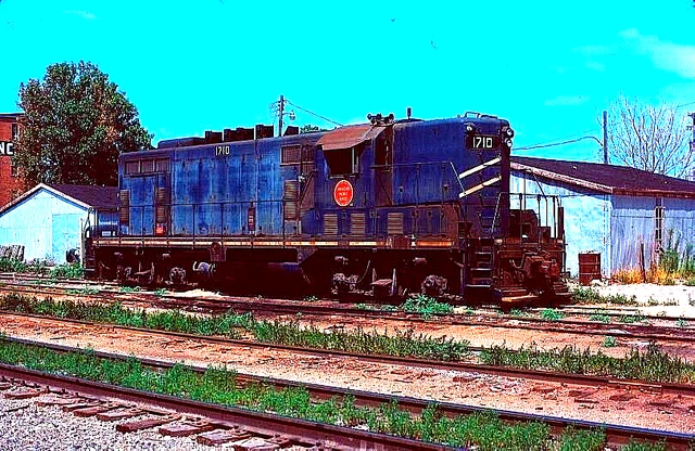 ORIGINAL KODACHROME SLIDE Missouri Pacific Gp15-1 #1710 Wichita, Ks August 1976 EUR 5,79 ...