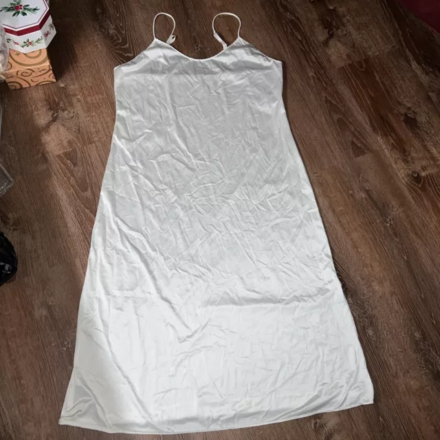 VANITY FAIR WOMEN'S Full Slips for Under Dresses 40/46 £23.69 - PicClick UK VANITY FAIR WOMEN'S Full Slips for Under Dresses 40/46 £23.69 - PicClick UK