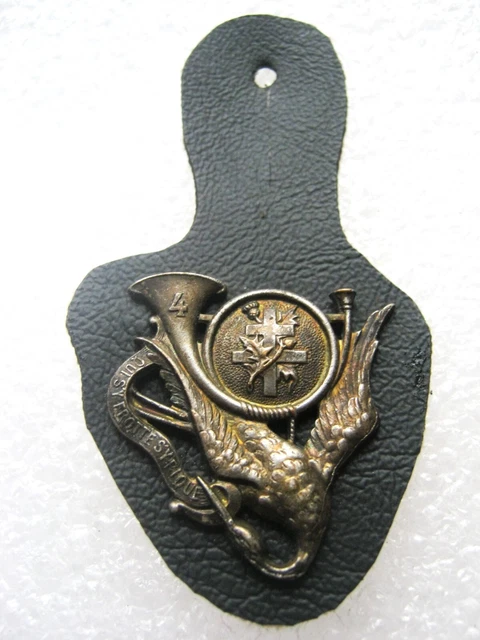 BADGE + LEATHER BCA/BCP 4° BCP (Battalion of Foot Hunters) A.B PARIS £ ...