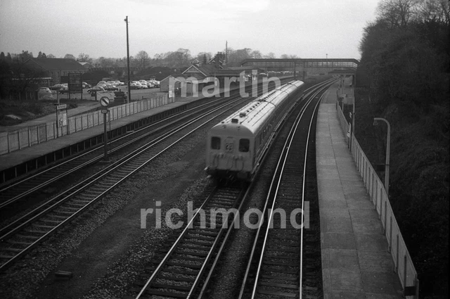 FARNBOROUGH CLASS 405 4-SUB EMU 4103 25.4.69 35mm Railway Negative ...