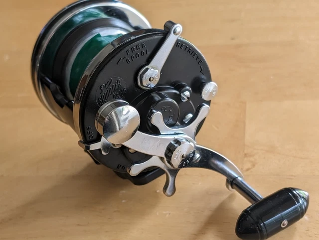 PENN SQUIDDER 146-ABEC-7 Roulements-Penn Aluminium. Spool-Newell Base-Pince Requin EUR 207,70 ...