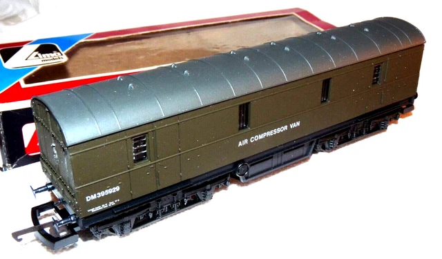 LIMA 305370W BR ex GUV Bogie Parcel Van Engineering Dept Air Compressor ...