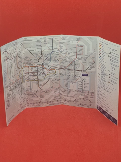 OFFCIAL LONDON UNDERGROUND Tube Map *NEW* May 2022 TFL Elizabeth Line ...