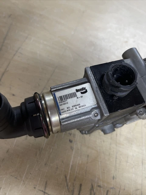 BENDIX OEM BRAKE Valve Modulator 6325468, 5016013, M-32 $98.48 ...