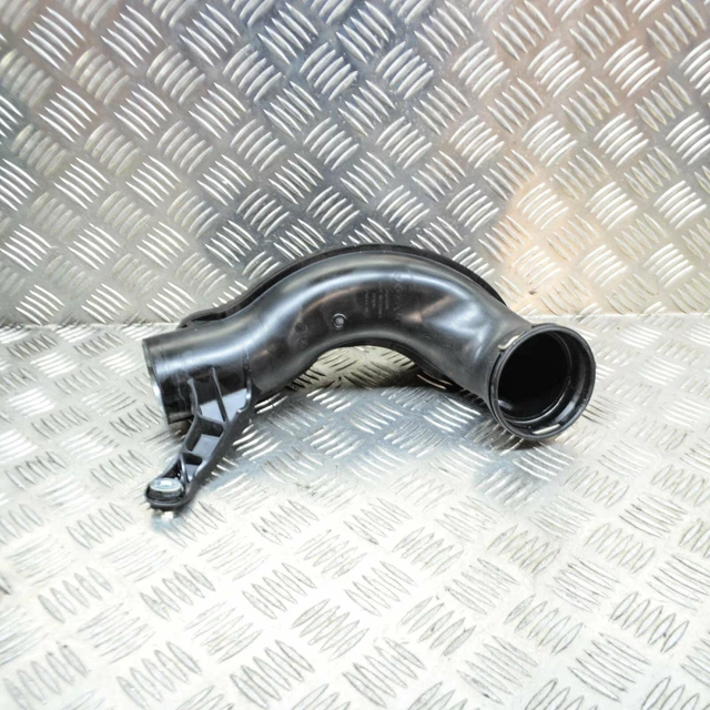 VOLVO V60 MK1 D4 Air Intake Tube 31319698 2.0 Diesel 140kw 2018 £36.00 ...