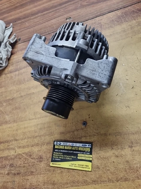 HOLDEN VE COMMODORE Series2 SSV V8 L77 Alternator # 92230904 (2012 ...