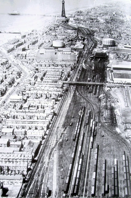 BLACKPOOL CENTRAL RAILWAY STATION. 1964 MASSIVE PHOTO 12 x 8 (A4) £6.90 ...