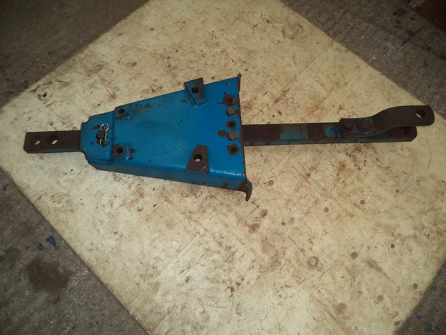 FORD TRACTOR DRAWBAR with cradle County Roadless 5000 Draw Bar FoMoCo ...