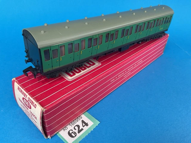 HORNBY DUBLO 4081 S.R. 2nd Class Suburban Coach, Boxed, 2/3 Rail S46291 ...