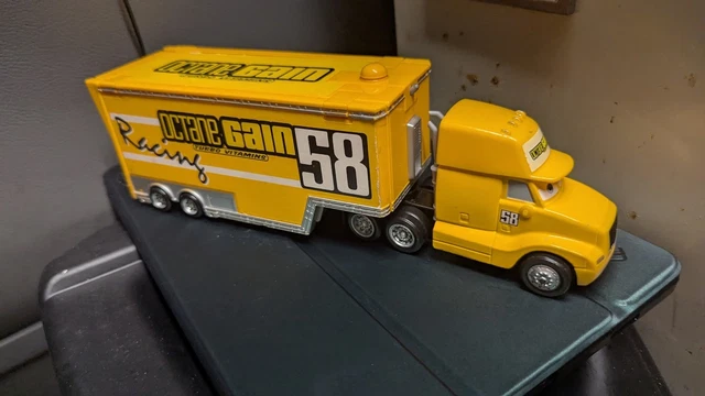 DISNEY PIXAR CARS Octane Gain #58 Hauler Truck Diecast 1:55 Scale £21. ...