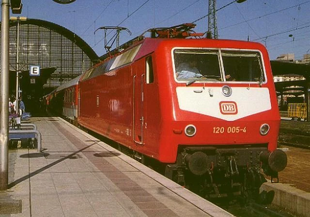 AK · ELEKTRO-LOK E 10 1239 (110) - DB - Hbf. Köln - 2012 (177.01) EUR 1 ...