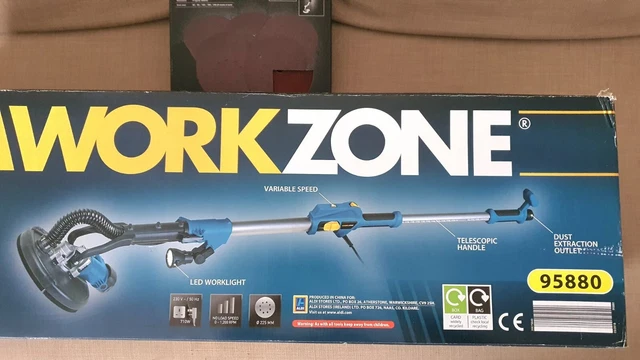 BNIB WORKZONE 710W Telescopic LED Wall Drywall Plaster Sander 225mm ...