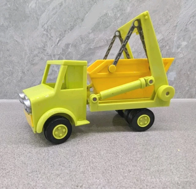 BOB THE BUILDER SKIP The Skip Lorry Truck Vehicle Character Figure Toy ...