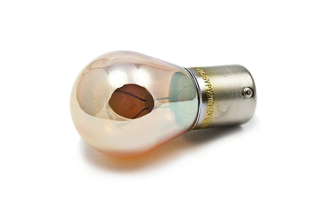 BMW GENUINE BULB Silver 12V 21W Fits E81 E82 E87 E87 LCI E88 F45 F46 63217160897 £11.12 ...