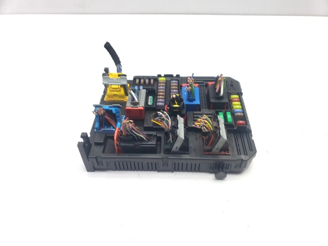 VAUXHALL GRANDLAND X 2018 Bsi Control Module Unit Ecu Fuse Box ...