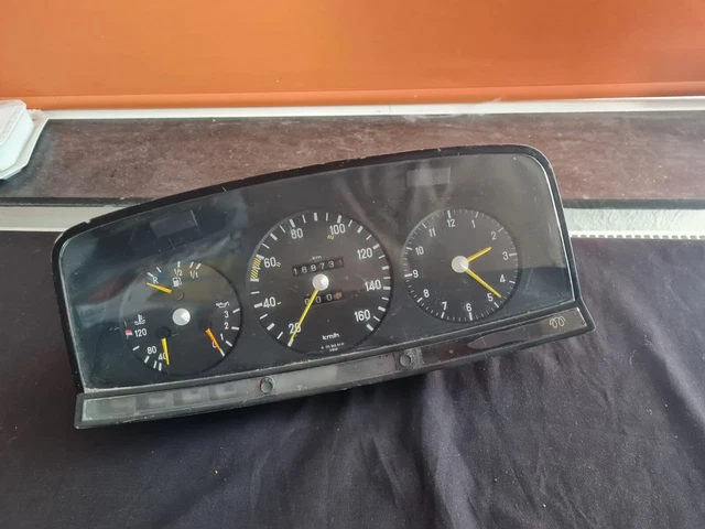 MERCEDES BENZ MB W123 Instrument Speedometer Display Vintage 240/200 ...